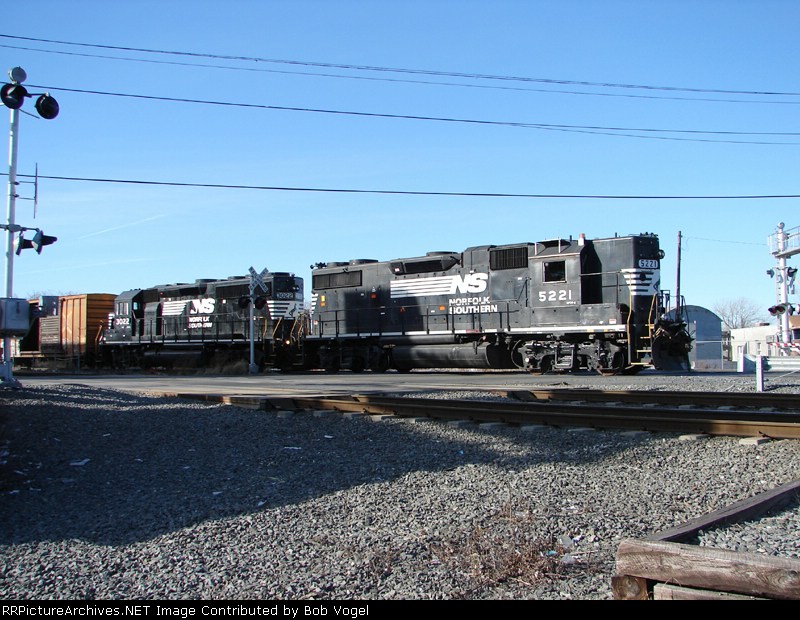 NS 5221